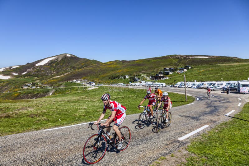 Cycling in Pyrenees editorial stock image. Image of amateurs - 37686659