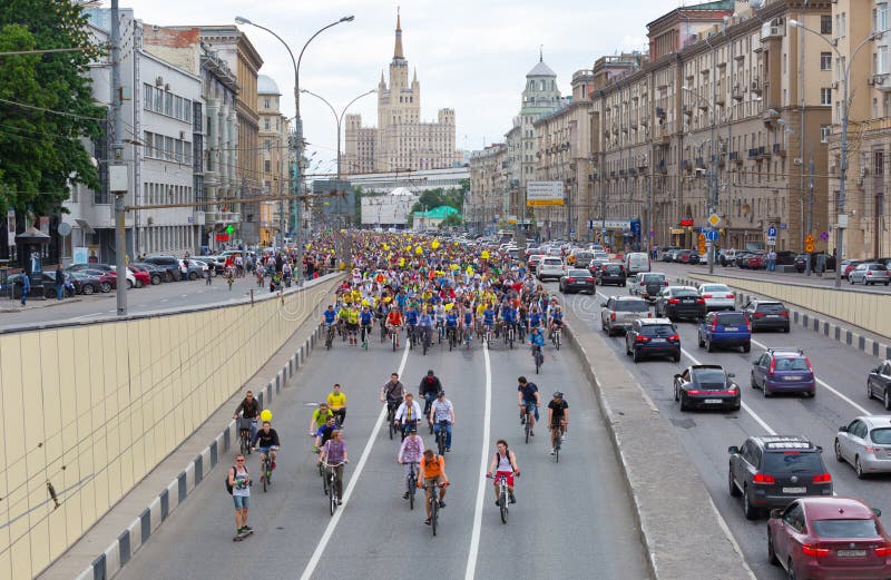 Cyclists on the Moscow Cycle Parade Editorial Photo - Image of place ...