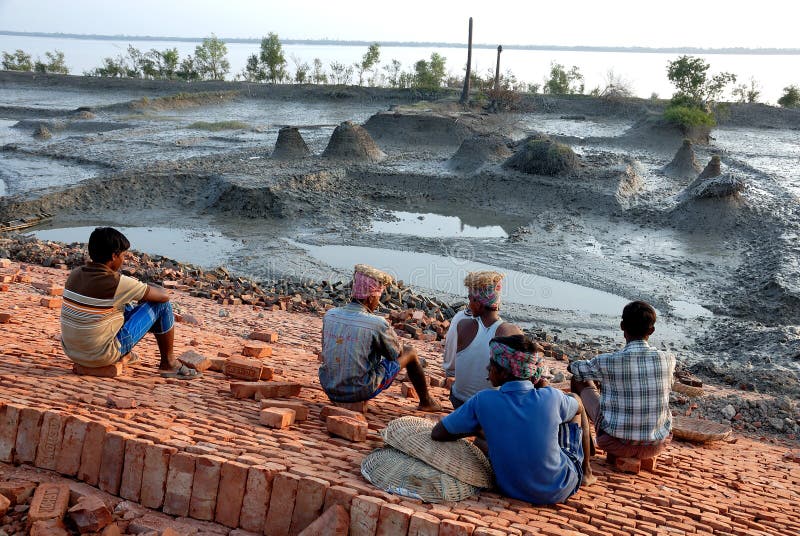 Cyclone Effect at Sundarban-India. Editorial Photo - Image of people ...