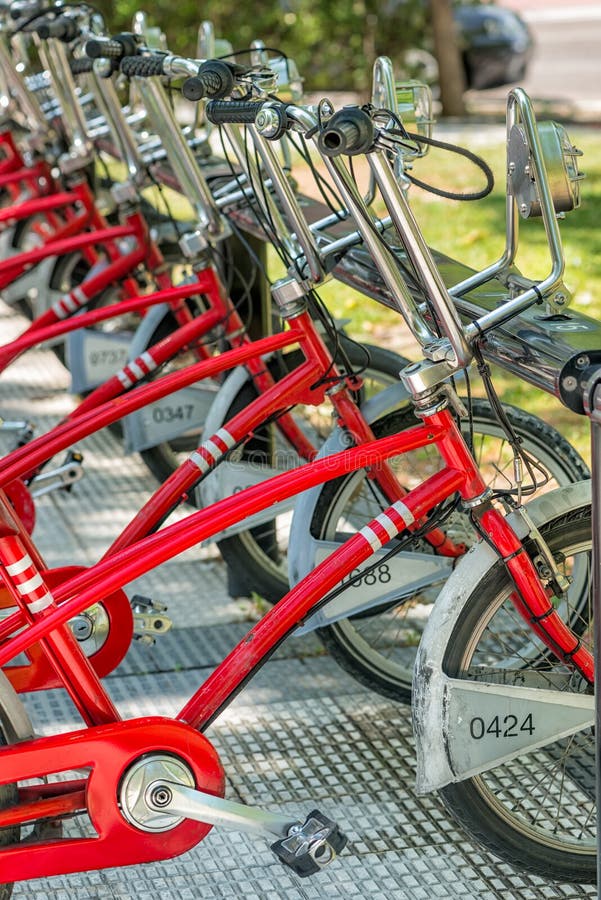 Cyklar fotografering för bildbyråer. Bild av stänga, europeiskt - 31741465