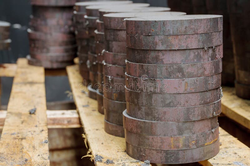 Processing a Cylindrical Part Internal Grinding from Which Sparks Fly ...