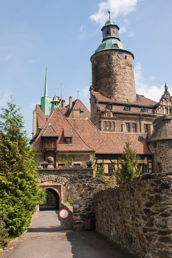 Czoch Castle, Lesna, Poland Stock Photo - Image of lesna, heritage ...