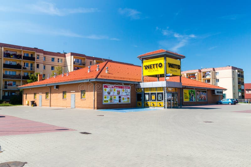 Netto-Supermarkt Signage redaktionelles bild. Bild von emblem - 115137770