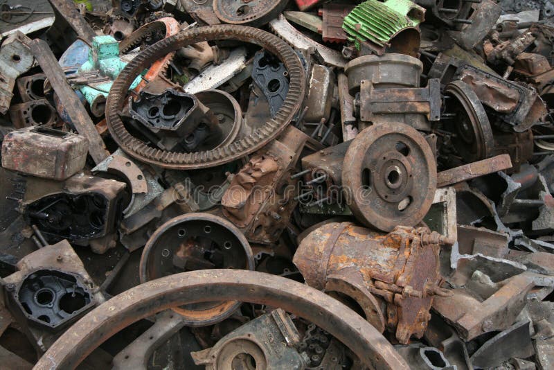 Déchets en métal photo stock. Image du brûlure, fonte - 31531442