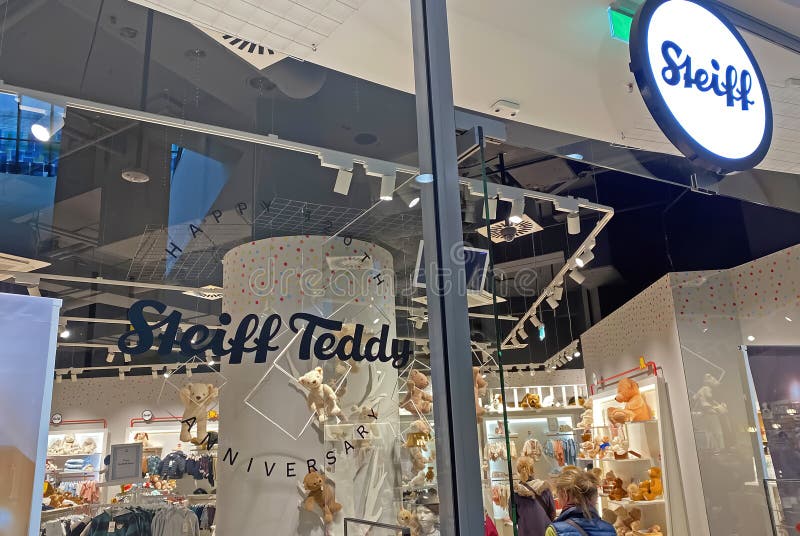 View on Store Display Window of Steiff Teddy Company Editorial ...
