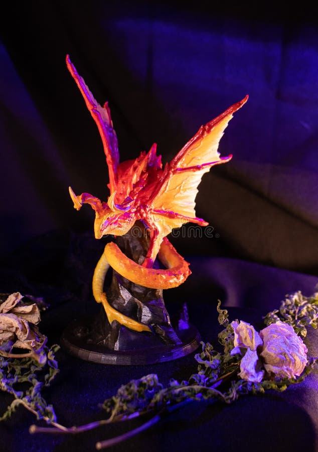 Red Dragon Mini Figure Dnd Fantasy Stock Image - Image of games, figure ...