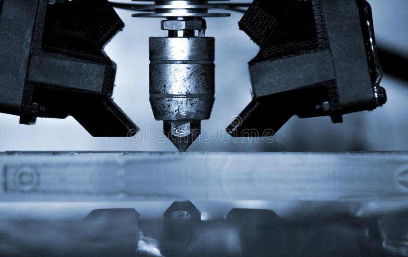 3D Printer Print Isolated Objects on Mirror Reflective Surface Close-up ...