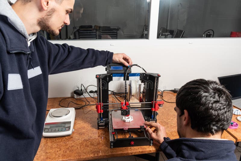 3D Scanning and Printing Training Class Stock Photo - Image of ...