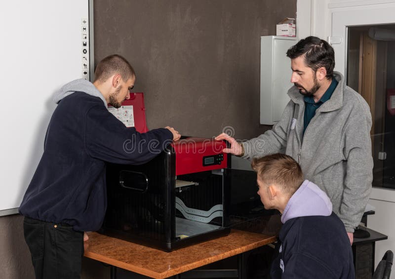 3D Scanning and Printing Training Class Stock Photo - Image of ...