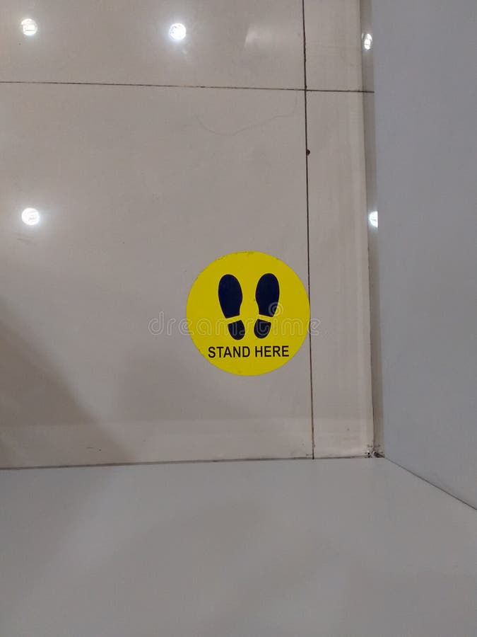 The 3d Yellow and Foot Symbol for Stan Stock Photo - Image of circle ...