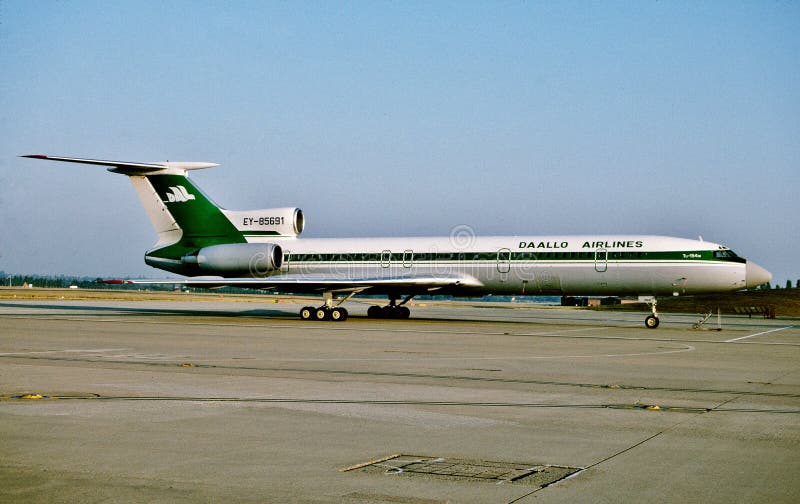 Daalloo Tupolev Tu154m Ey85691 Cn 90a864 Foto editorial - Imagen de ...