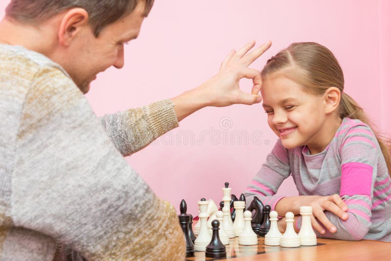 Dad Won a Game of Chess at a Daughter on Bet and Hit Her on the Head ...