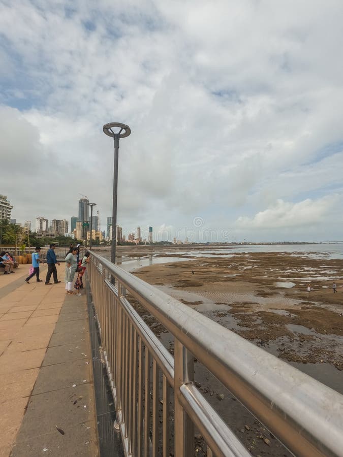 Dadar chowpatty view deck imagen de archivo editorial. Imagen de ...