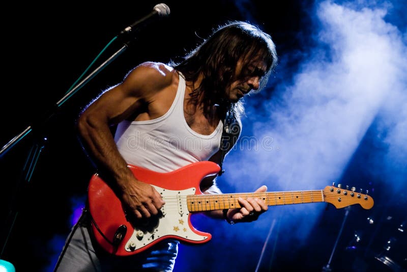 Dado Topic & Time after Time Editorial Photography - Image of live ...