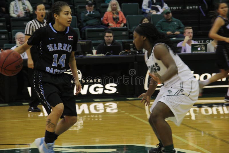 #14 Daesha Jackson editorial stock image. Image of team - 62659289