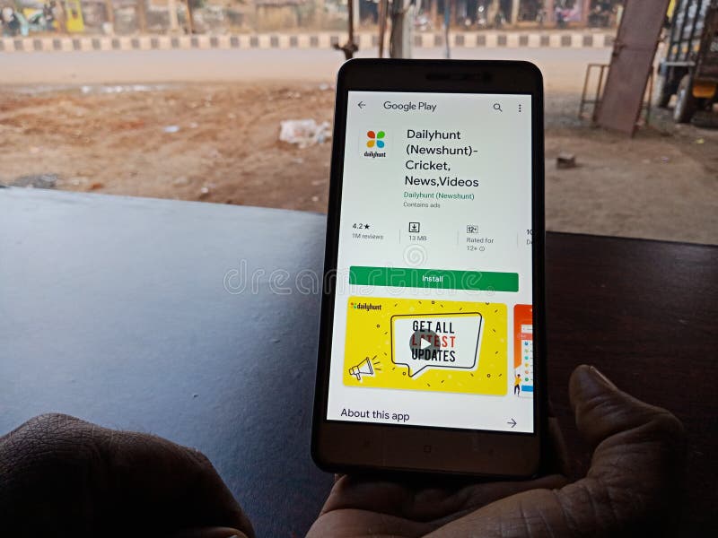 Dailyhunt Newspaper App Software Application Presented on Digital ...