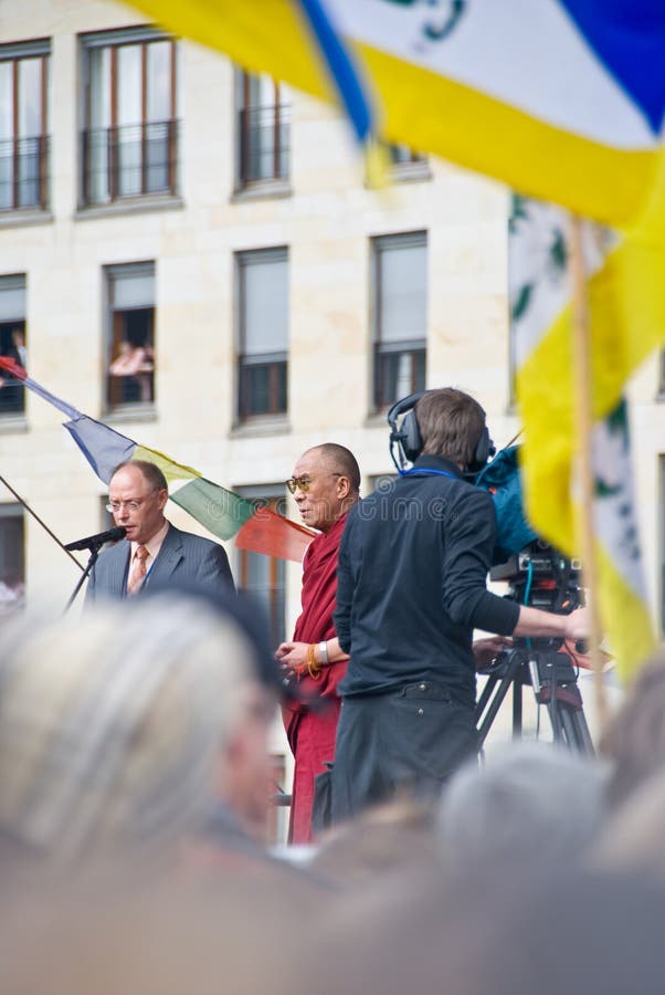 Dalai lama in Berlin editorial stock image. Image of flag - 5219834