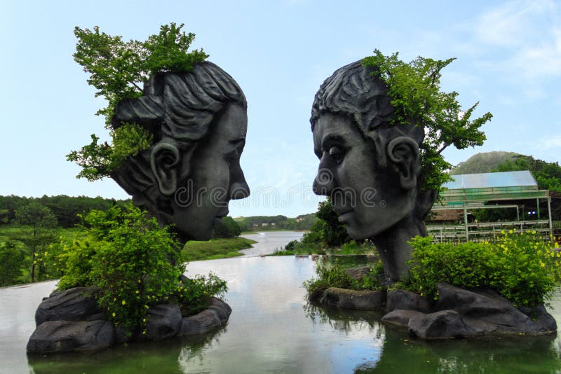 Dalat Infinity Lake editorial photography. Image of fancy - 163469872