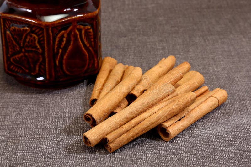 Dalchini or Cinnamon Sticks, Indian Spice Stock Photo - Image of powder ...