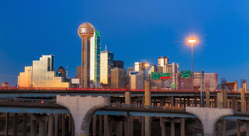 Dallas City Skyline at Twilight Stock Photo - Image of dallas, blue ...
