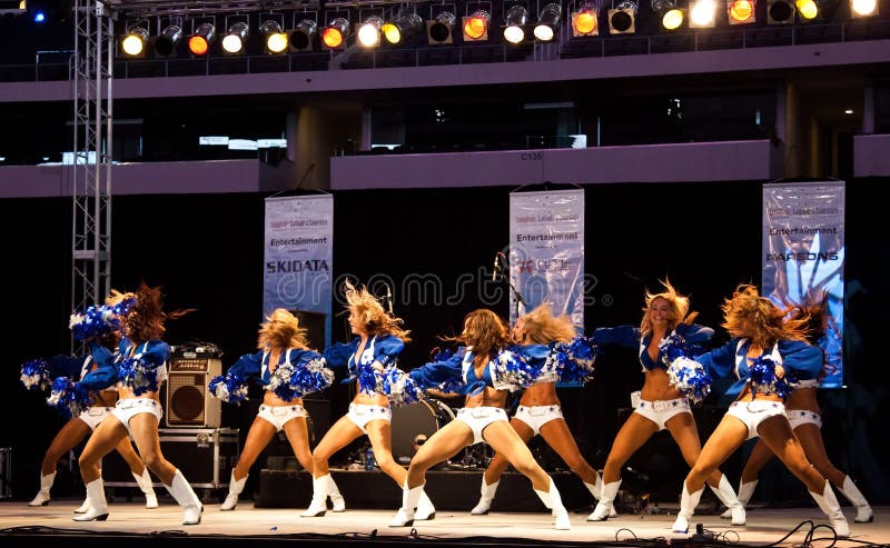 Dallas Cowboys Cheerleaders Perform Editorial Stock Image - Image of ...