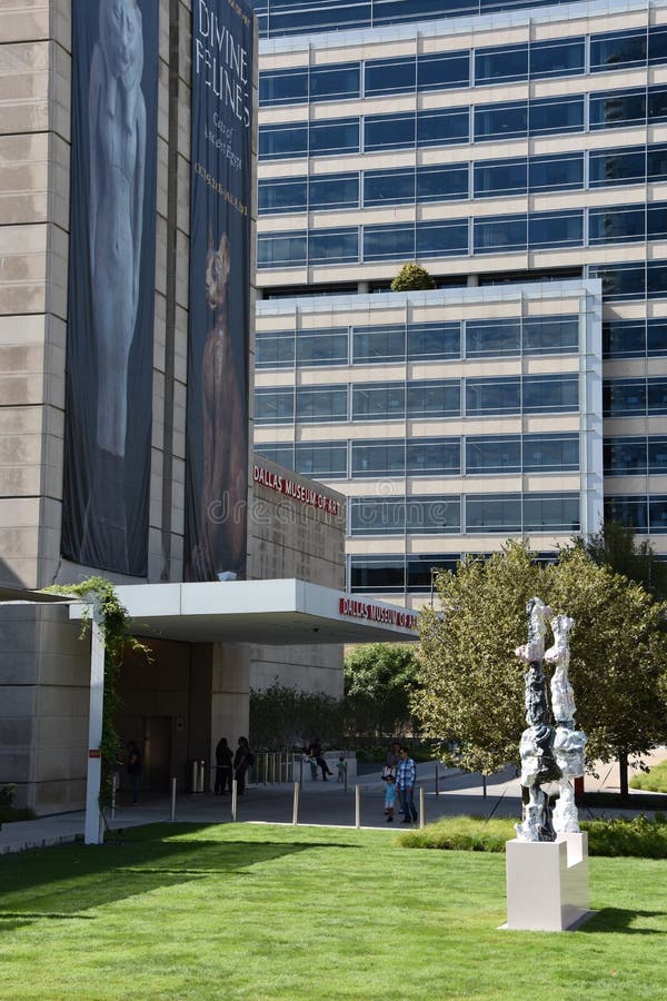 Dallas Museum of Art editorial photography. Image of monument - 78330367