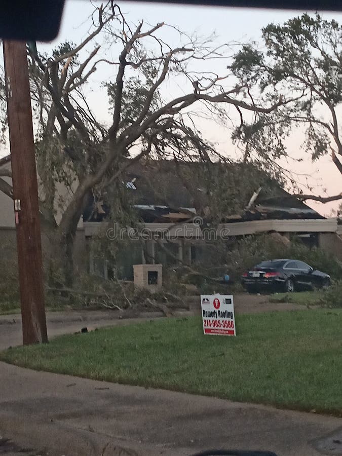 Dallas Texas Tornado Damage October 2019 Editorial Image - Image of ...