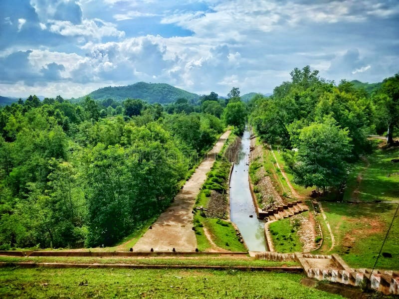 Dams are beautiful stock image. Image of beautiful, water - 124796647