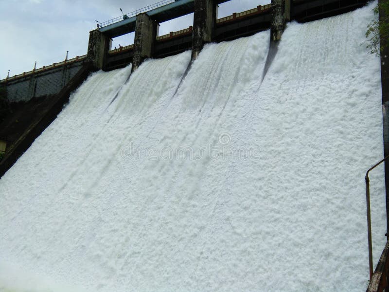 Dam shutter open stock image. Image of river, shutter - 159225545