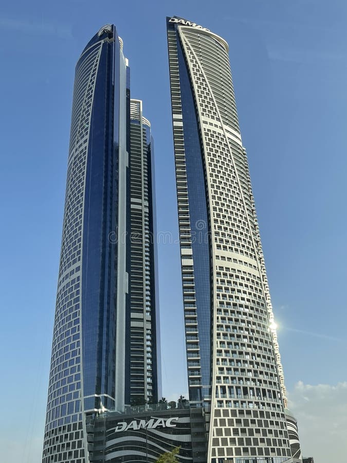 DAMAC Paramount Towers Buildings in Dubai, UAE Foto editorial - Imagen ...