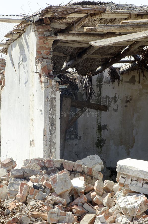 Damaged old barn stock image. Image of barn, outhouses - 42228303