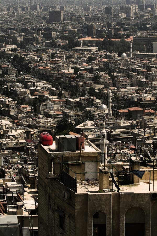 Damas image stock. Image du ville, bloc, capitale, rues - 13808315