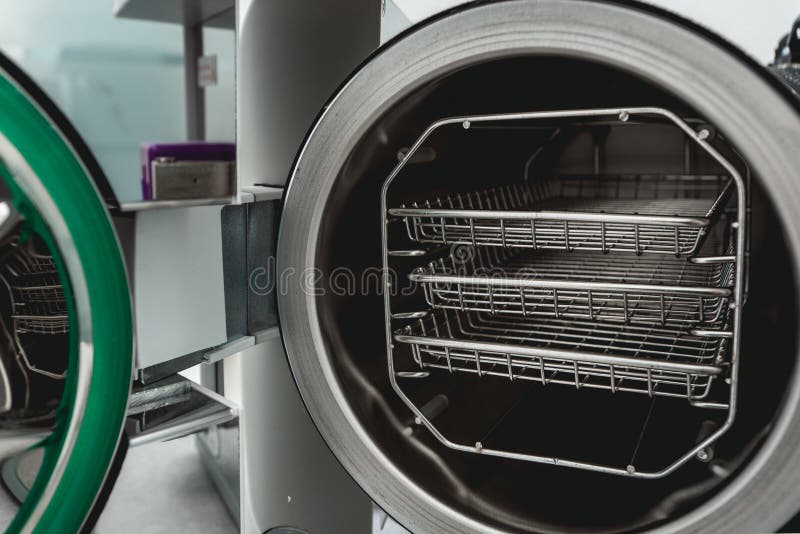 Autoklav In Einem Medizinischen Labor Stockfoto - Bild von labor ...