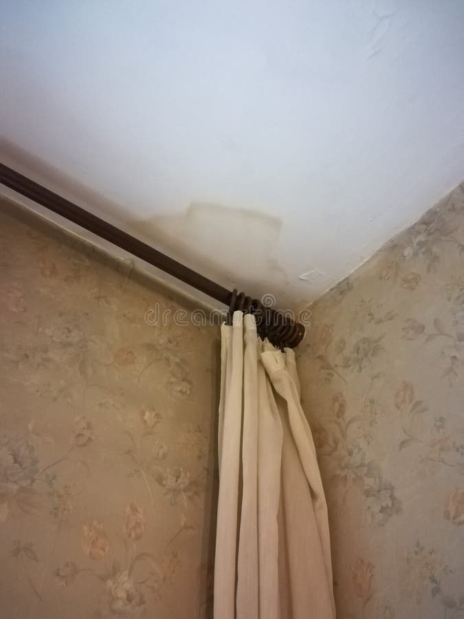 Dampness Moisture on Ceiling Stock Image - Image of mist, dampness ...