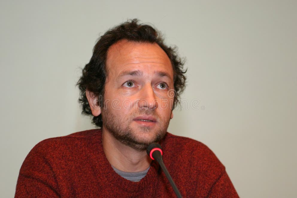 Dan Puric editorial stock photo. Image of puric, show - 26715553