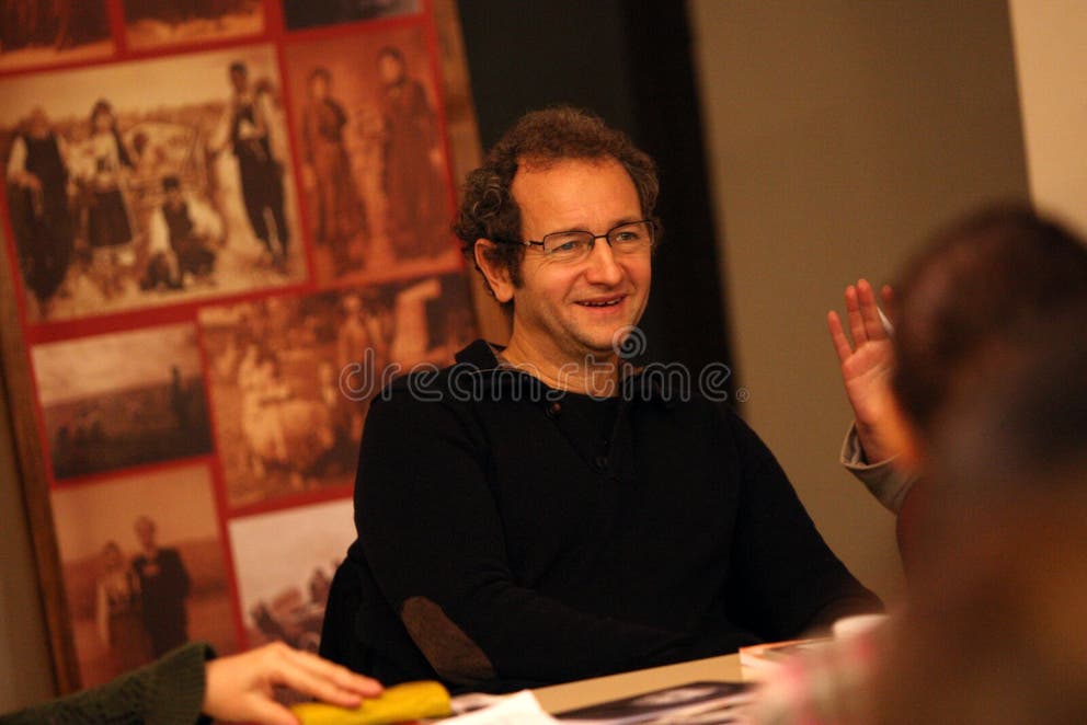 Dan Puric, acteur roumain photographie éditorial. Image du parlez ...