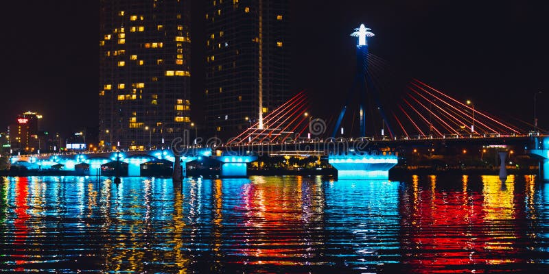 Han River Bridge in Danang editorial photo. Image of vietnam - 141801731