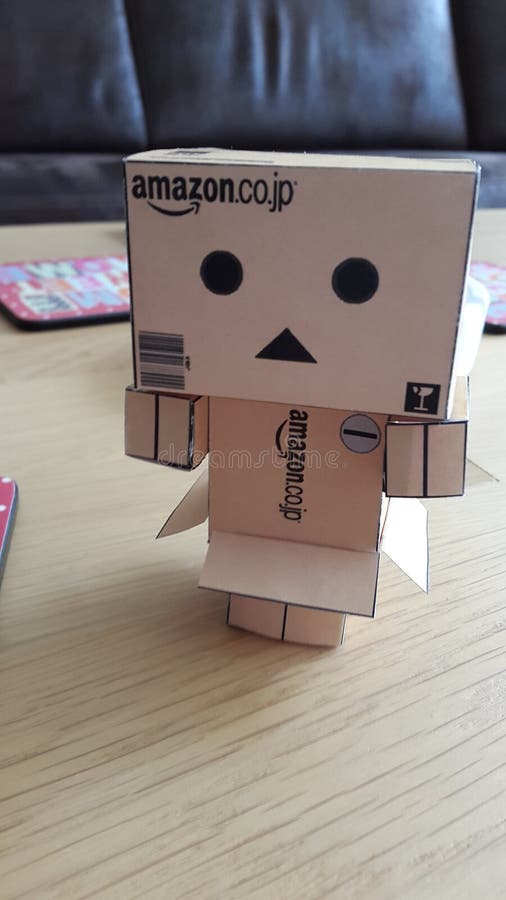 Danbo danboard papercraft 图库摄影片. 图片 包括有 纸张, 改良 - 53794372