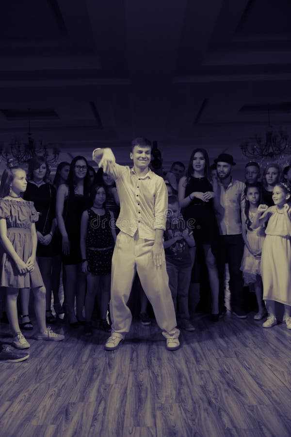 Dance battle editorial stock image. Image of energy, lifestyle - 85591394