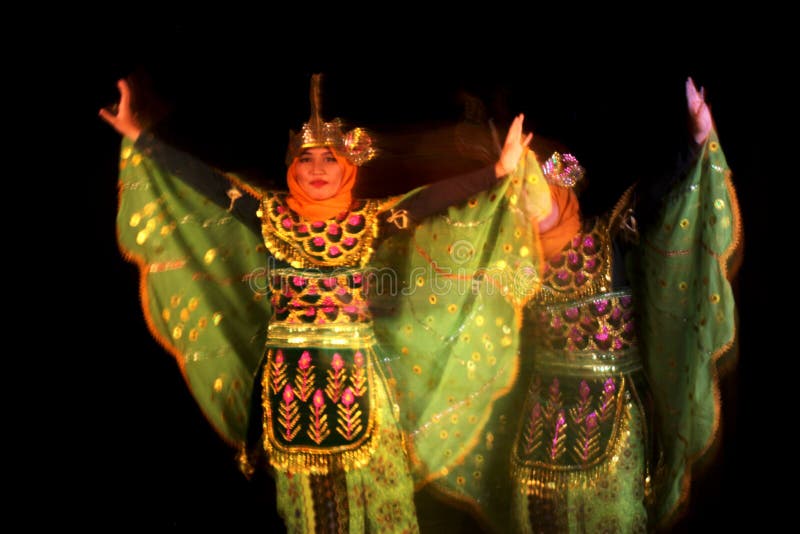 Merak Dance Stock Photos - Free & Royalty-Free Stock Photos from Dreamstime
