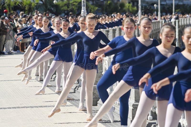 Dance in La Concha 04-21-2024 Editorial Stock Image - Image of ...
