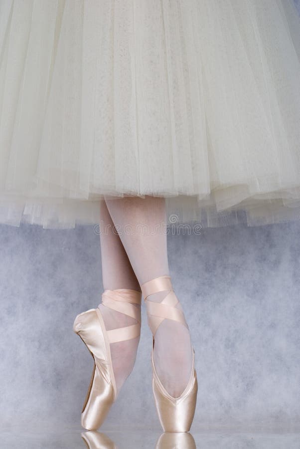 Dancer in ballet pointe stock photo. Image of pointe, ballet - 4455740