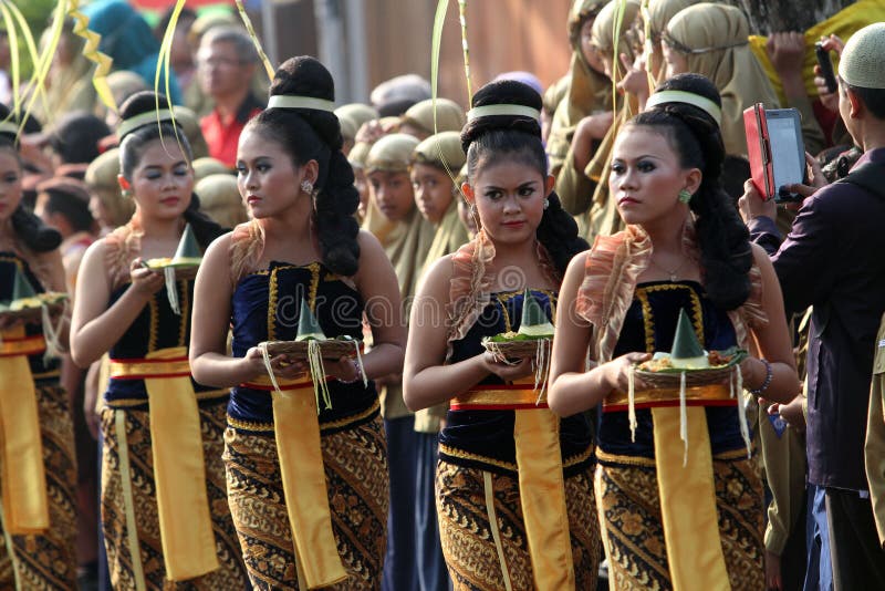 Dancer editorial photo. Image of tradition, girl, java - 54785526