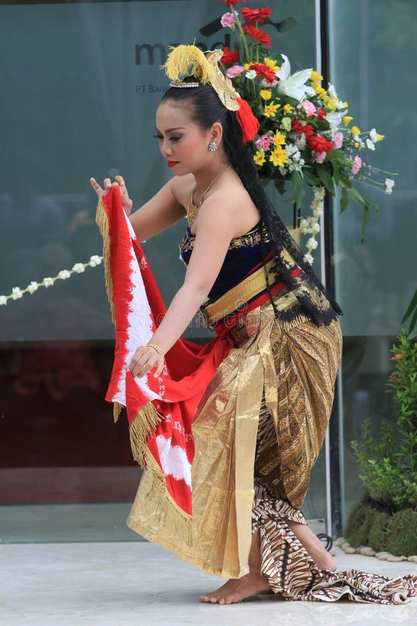 Dancer editorial photo. Image of performed, java, dancers - 48394286