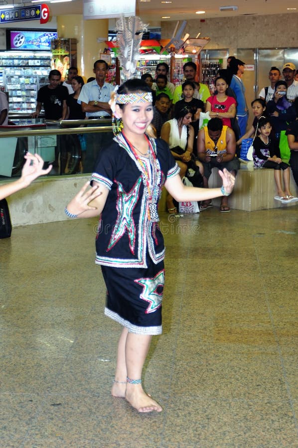 Dancer in Murut Costume editorial image. Image of life - 19697255