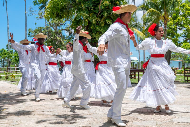 Dancers Dancing Son Jarocho La Bamba Folk Dance Editorial Image - Image ...