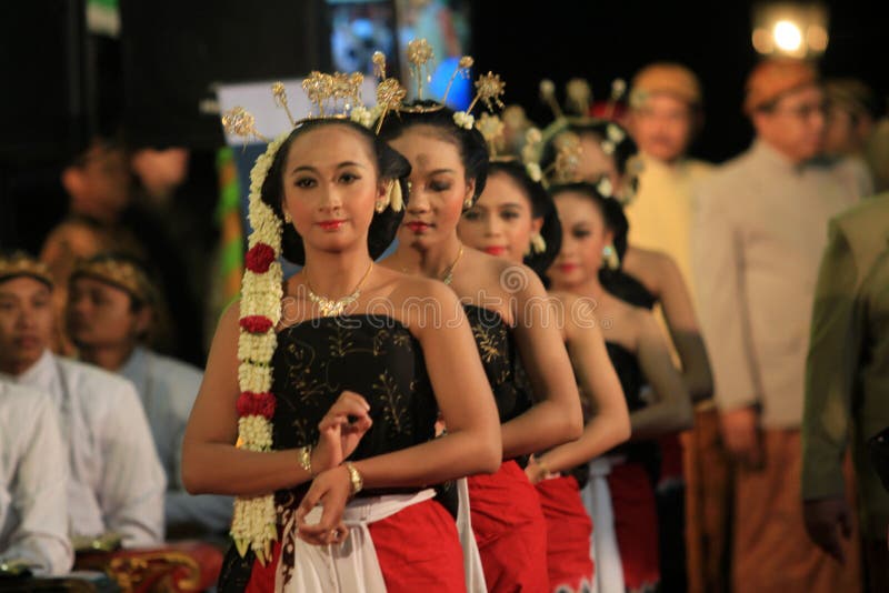 Dancers editorial image. Image of central, solo, dance - 51446625