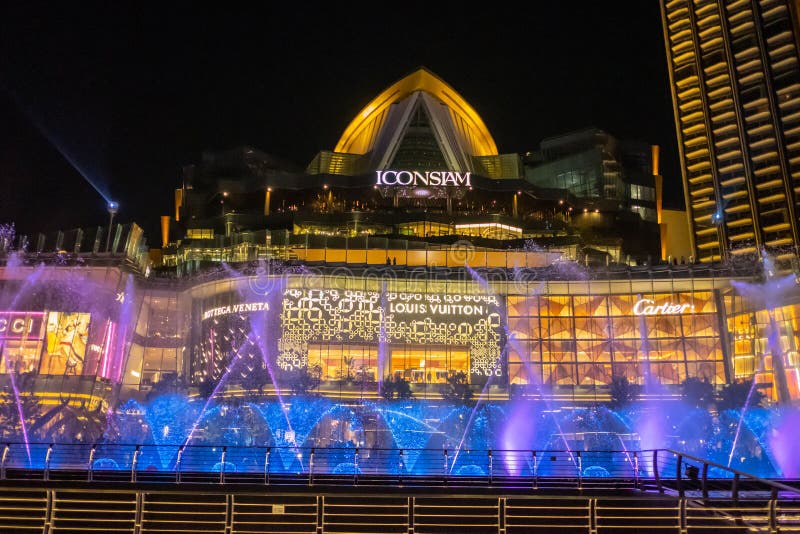 Dancing Fountain at ICONSIAM Building Thailand Editorial Stock Photo ...