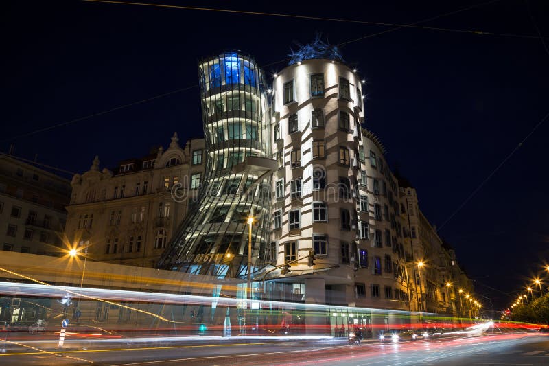 Dancing House Building in Prague at Night Editorial Photo - Image of ...