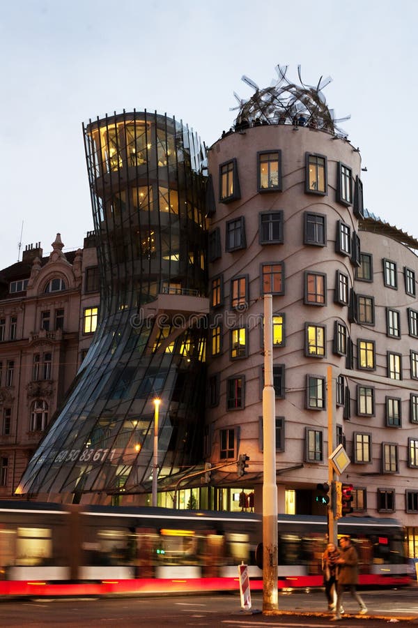 Dancing house editorial photo. Image of landmark, urban - 77904541